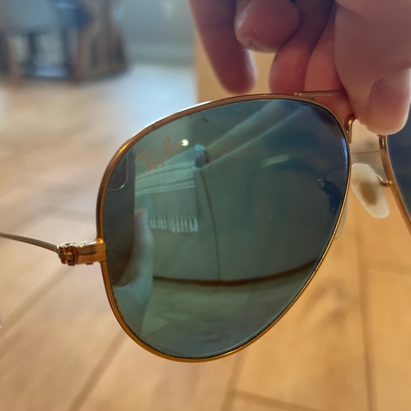 Ray-Ban | Accessories | Rayban Aviator 554 Blue Mirrored Lens | Poshmark
